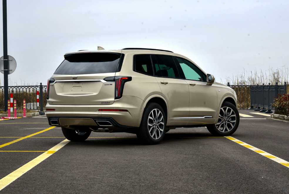 2.0T+9挡AMT，气场不输奥迪Q7，售价仅要一半，凯迪拉克XT6不香吗_搜狐汽车_搜狐网