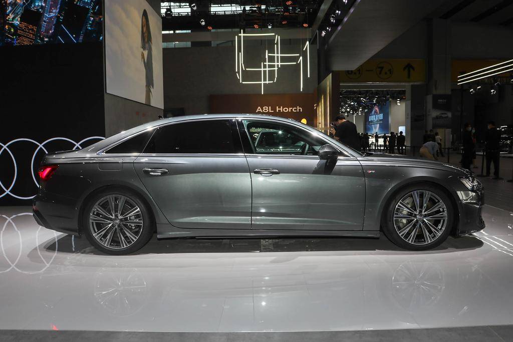 奥迪A6L vs 凯迪拉克CT6，品牌力和性价比的对决_搜狐汽车_搜狐网