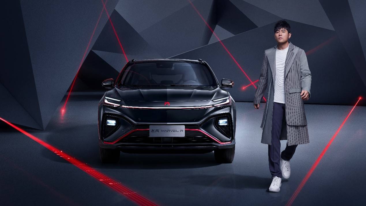 ER6、MARVEL R联袂出征，飞凡汽车双星闪耀郑州车展_搜狐汽车_搜狐网