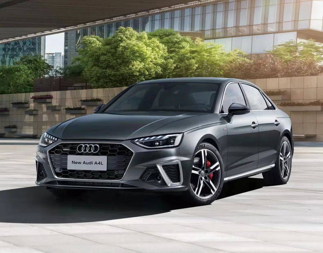 新增RS套件燃速型，2022款奥迪A4L起售价30.68万元_搜狐汽车_搜狐网