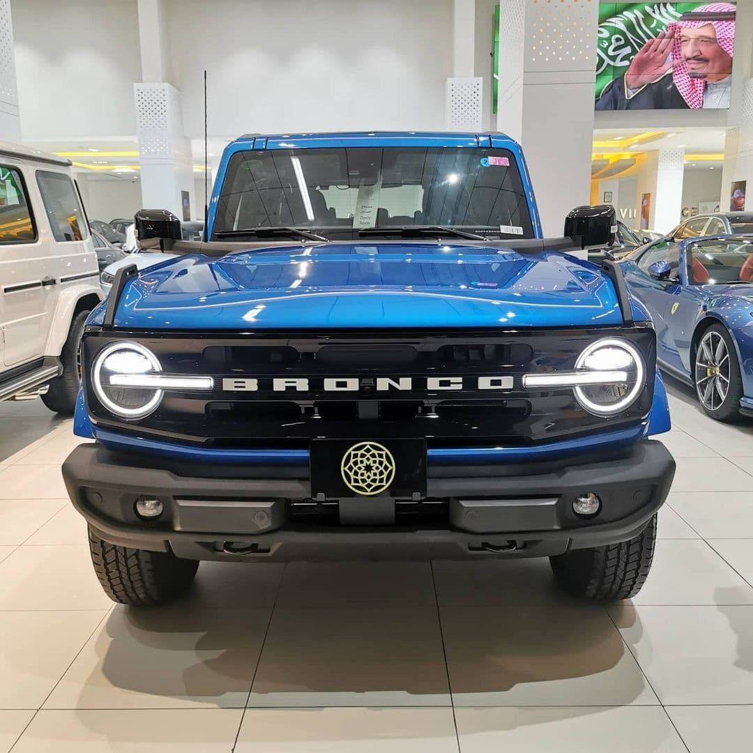 BRONCO柴油版进店！复古风浓郁，竞争牧马人，落地33万，够霸气_搜狐汽车_搜狐网