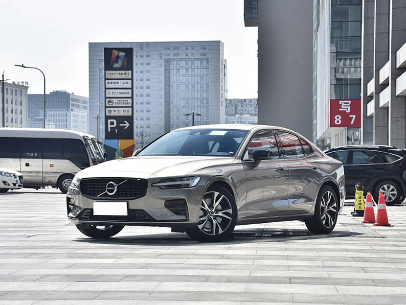 运动中型车除了“34C”，还有“56X”，别老盯着BBA，它们也很强_搜狐汽车_搜狐网