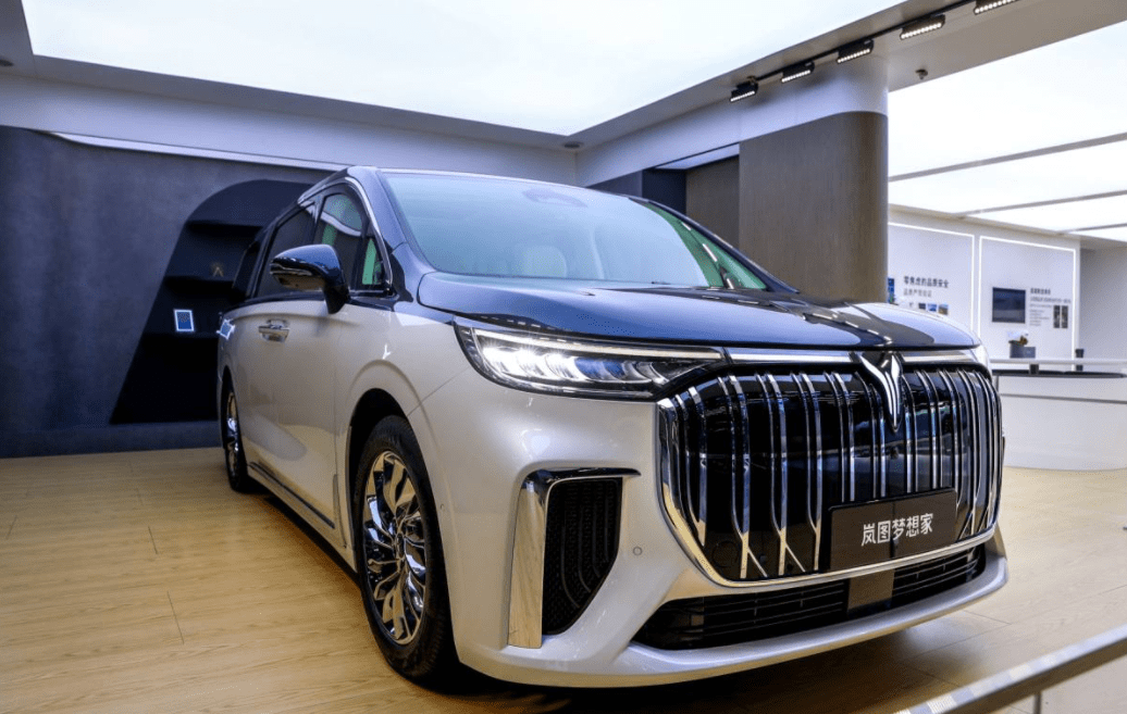 续航1000km，尺寸比GL8更大，岚图梦想家曝光，30万MPV最强选择？_搜狐汽车_搜狐网