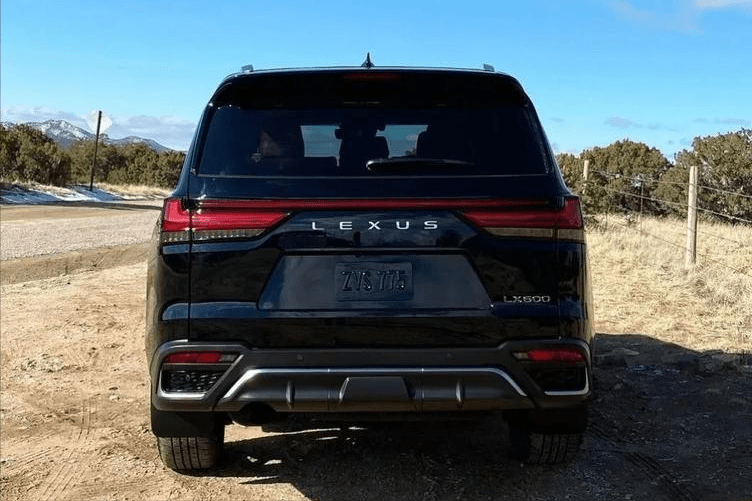 丰田“旗舰级”SUV，3.5T双涡轮+10AT，新款雷克萨斯LX600亮相！_搜狐汽车_搜狐网