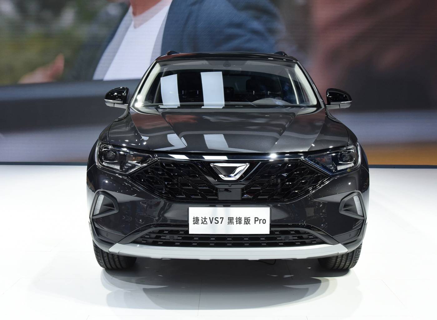 不给国产SUV留活路！搭载1.4T大众EA211引擎+爱信6AT，10.78万起_搜狐汽车_搜狐网