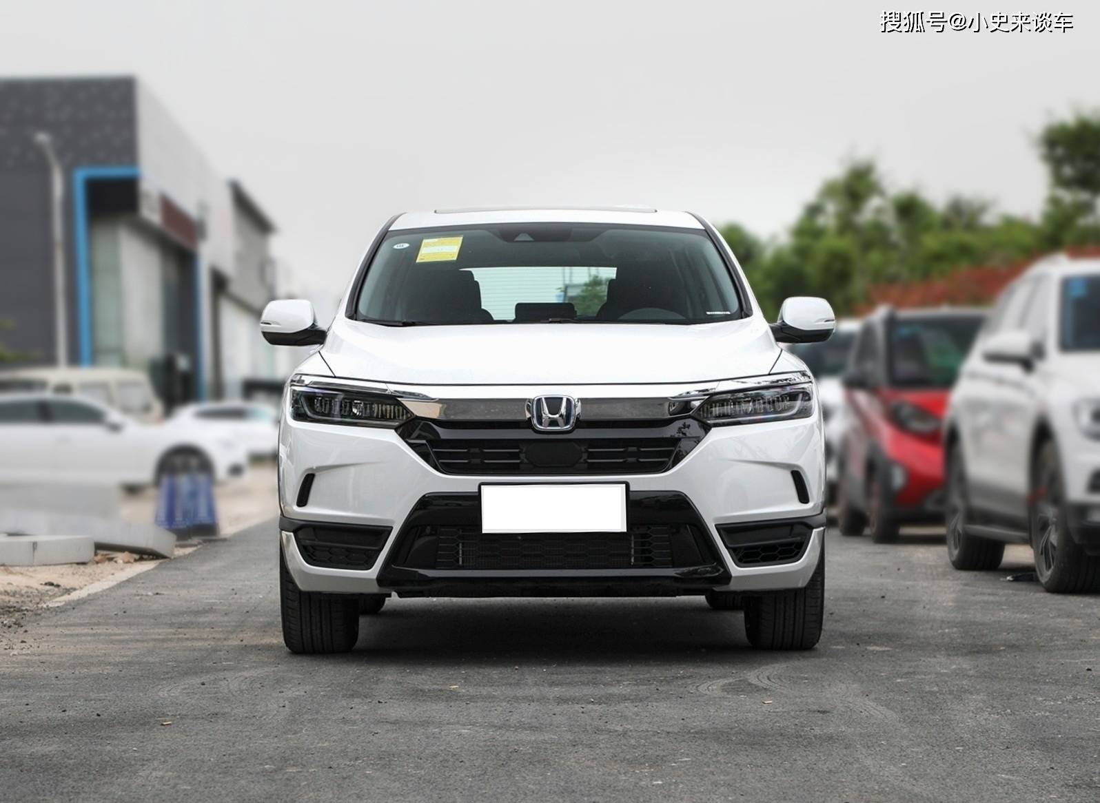 本田“新款CRV”售价低至13万起，炫酷外观油耗4.9L，配四驱+CVT_搜狐汽车_搜狐网