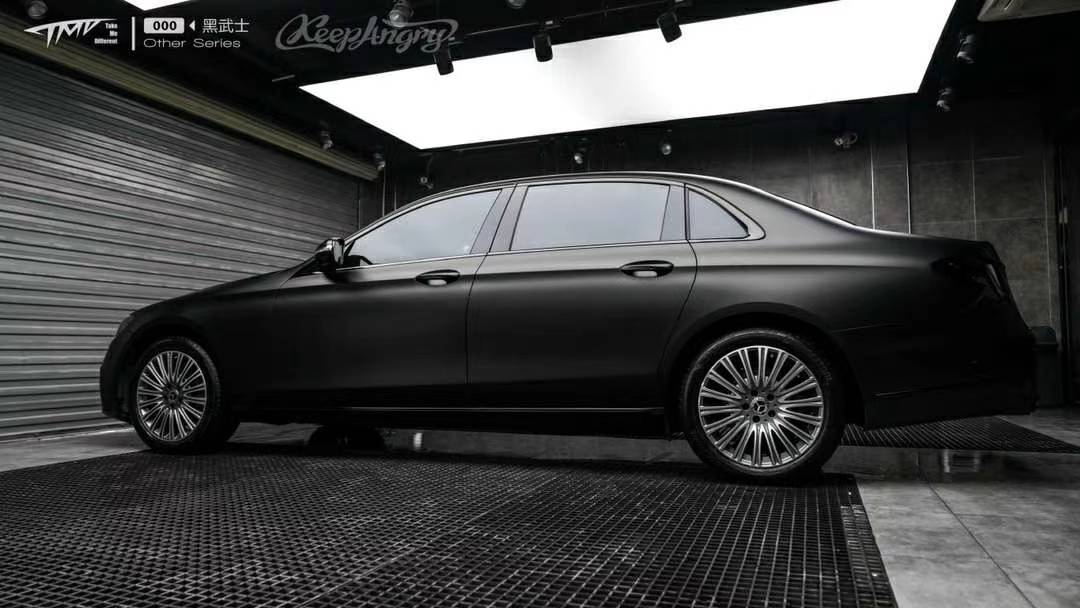 改色膜用质感的黑武士，TMD潮牌奔驰E300L 黑武士改色膜_搜狐汽车_搜狐网