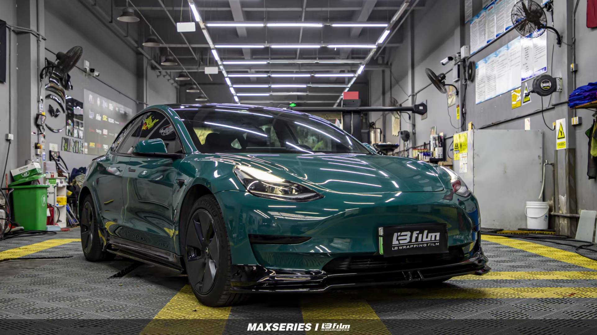 鲜活的颜色,魔性十足，LBFILM特斯拉MODEL 3地狱绿改色膜_搜狐汽车_搜狐网