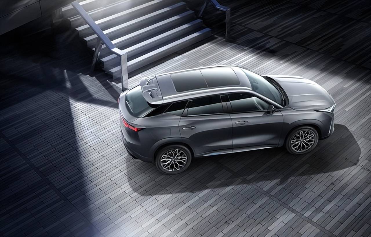 又一款国产车走红！订单量持续高涨，2.0T+8AT，233Ps比卡宴漂亮_搜狐汽车_搜狐网