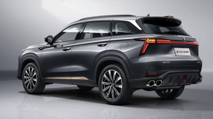 全系8AT，第二代长安CS75 PLUS就能超过哈弗H6？_搜狐汽车_搜狐网