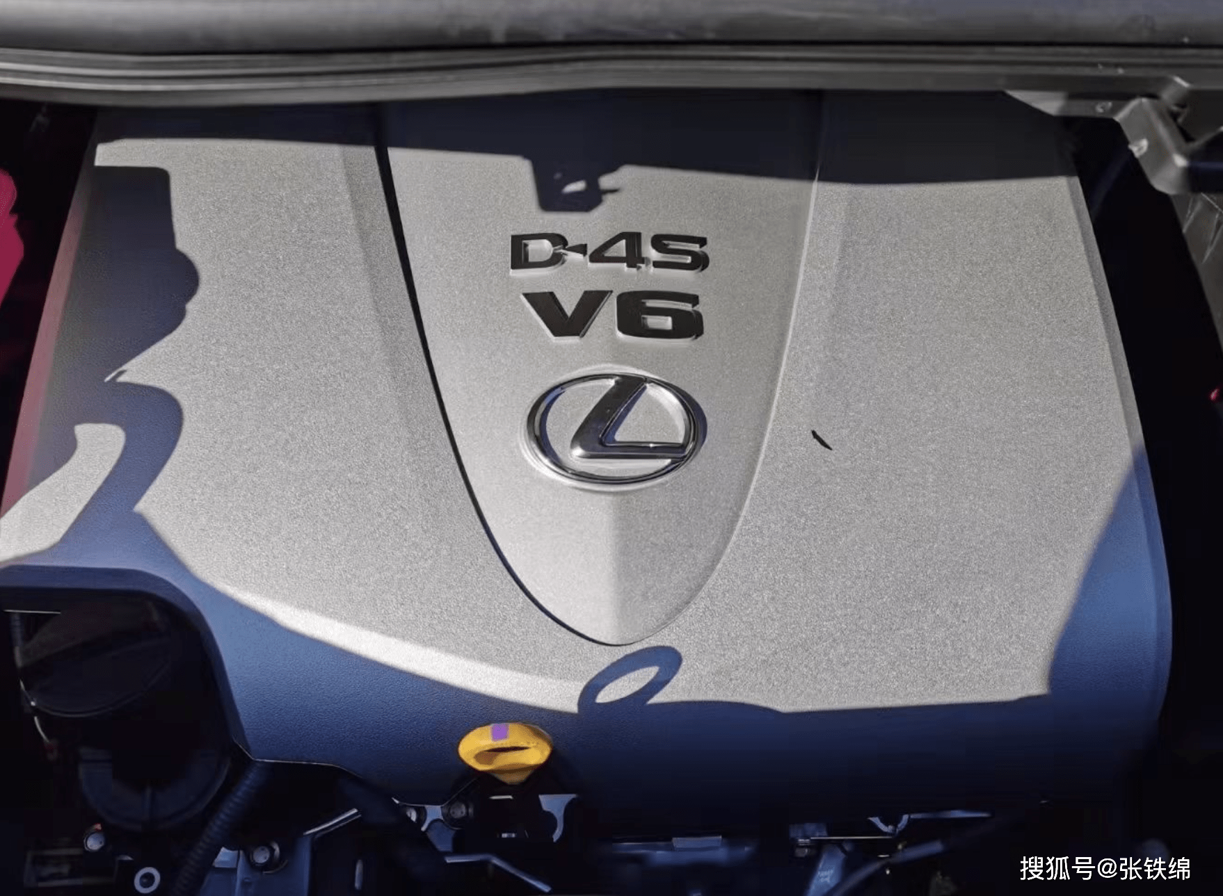 雷克萨斯LM350实车曝光，搭载3.5L+8AT动力，售价或超200万_搜狐汽车_搜狐网