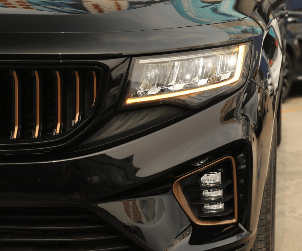 全新大7座SUV上市！黄金外观内饰，1.8T引擎+尊享座椅，仅12.96万_搜狐汽车_搜狐网