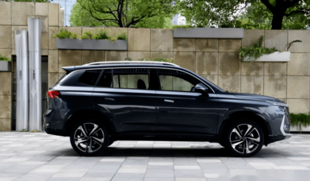 15万左右就能拥有如此高品质SUV，全新荣威RX5MAX确实不容小觑_搜狐汽车_搜狐网