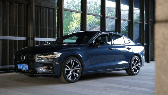 谁才是“真·性能”玩家？沃尔沃S60 VS凯迪拉克CT5_搜狐汽车_搜狐网