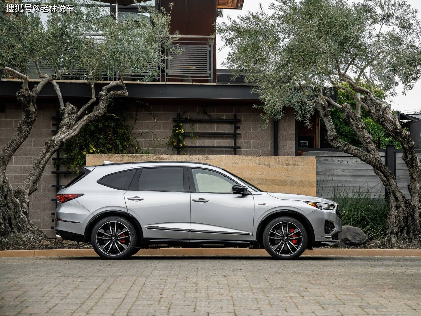 本田全新8座SUV，配V6+10AT，与讴歌MDX同平台打造，外观大气_搜狐汽车_搜狐网