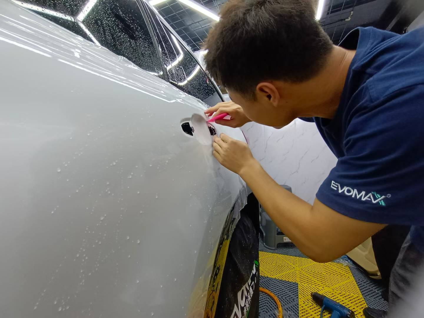 EVOMAX易玛日本TPU隐形车衣—白色丰田汉兰案例_搜狐汽车_搜狐网