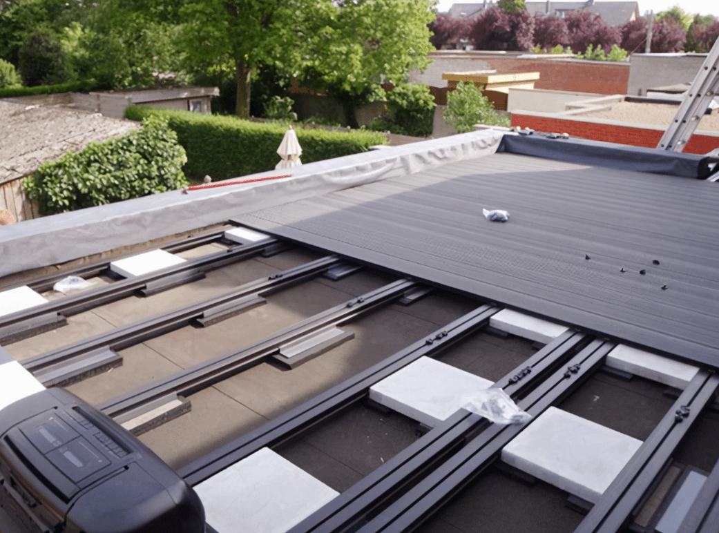 露台尝试这样去铺，实现更好的降噪，承重低不积水，性价比也高！_瓷砖_框架_排水