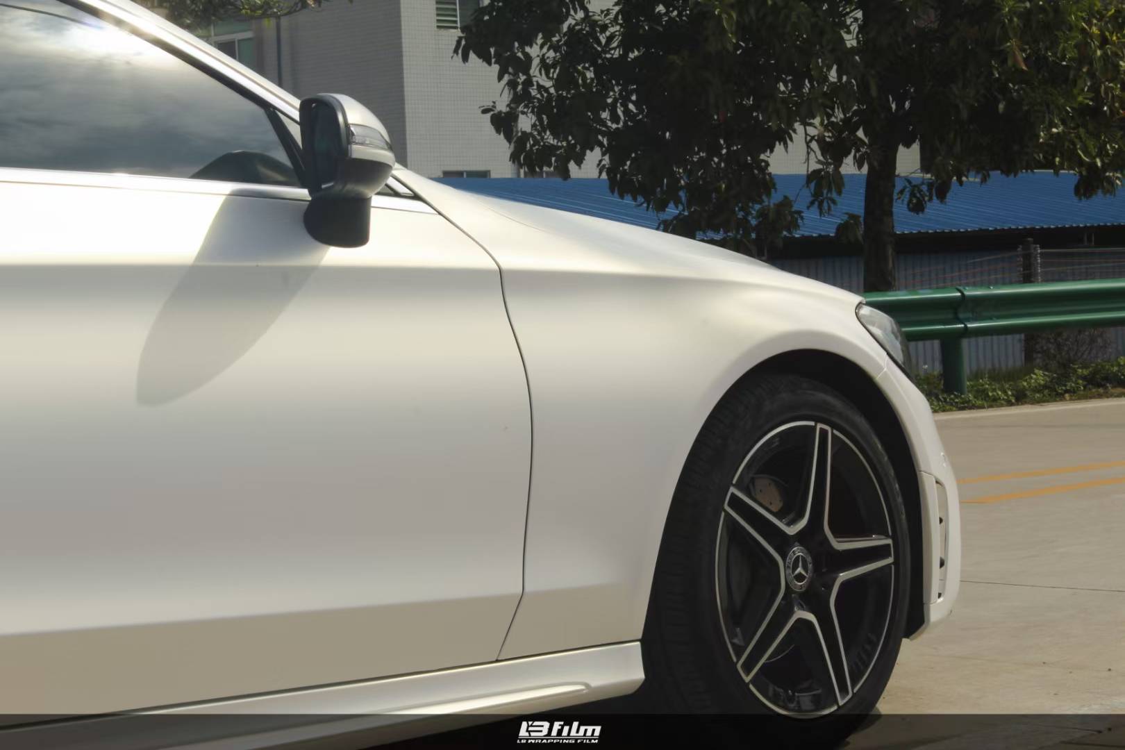 【LB FILM改色膜】奔驰-C260电光白变金_搜狐汽车_搜狐网