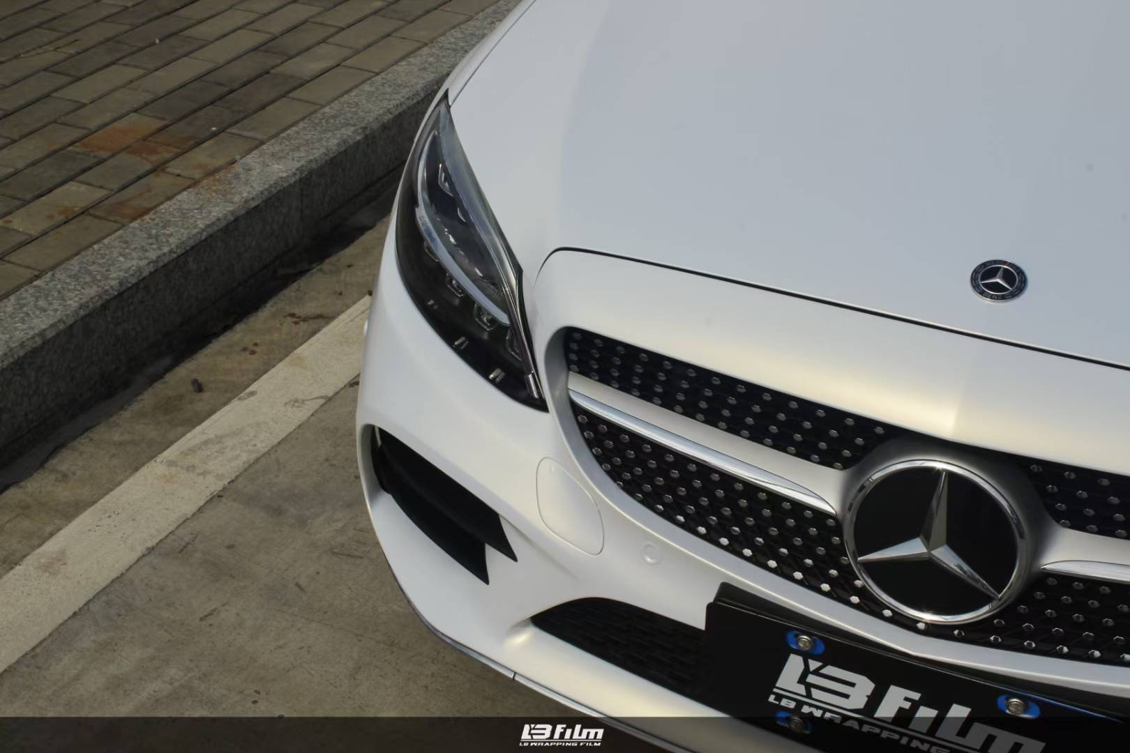 【LB FILM改色膜】奔驰-C260电光白变金_搜狐汽车_搜狐网