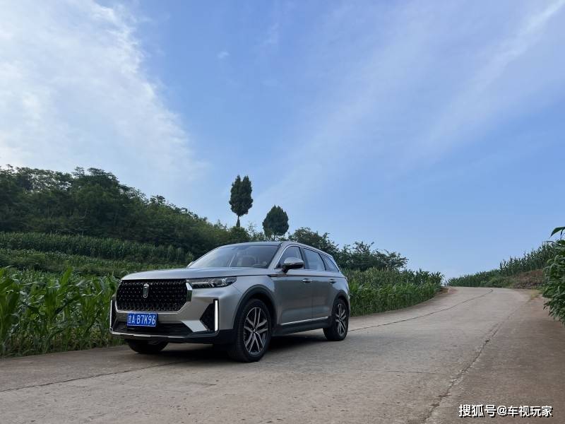 13.49万起 轴距2870 大五座SUV 试驾奔腾T99_搜狐汽车_搜狐网