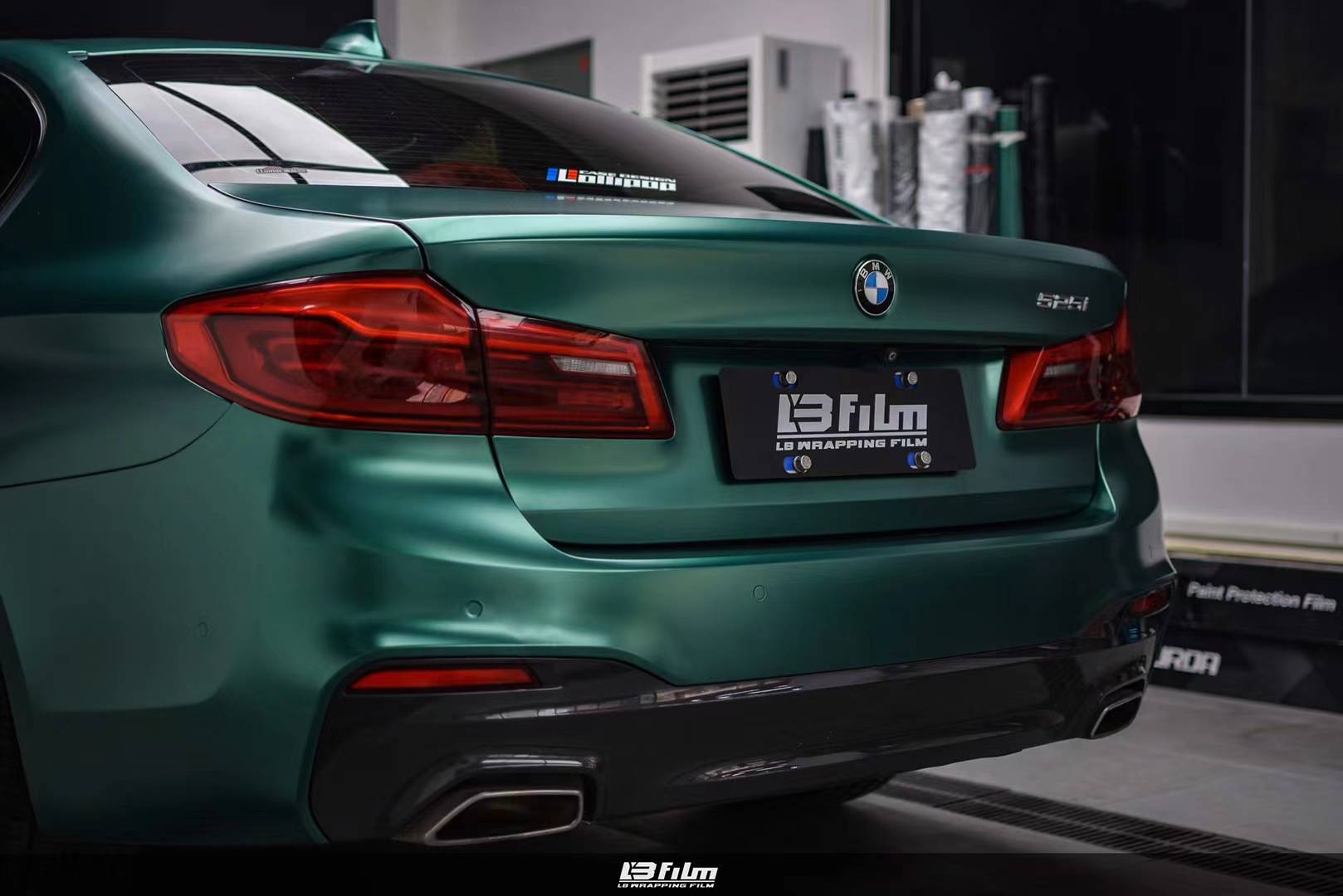 宝马5系LBFILm改色膜电光祖母绿,强烈金属质感_搜狐汽车_搜狐网