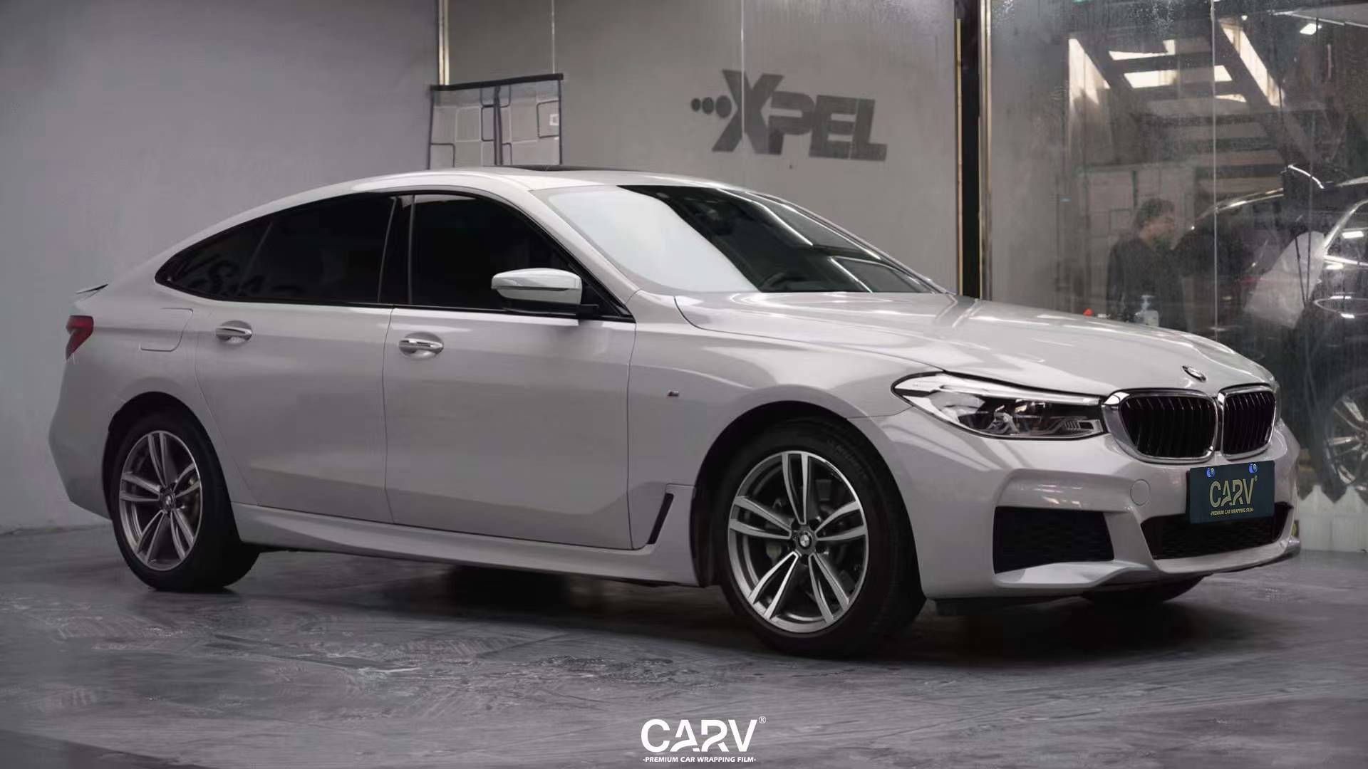 宝马630GT卡孚改色膜白金保时捷亚灰，静谧和灵动的气质_搜狐汽车_搜狐网