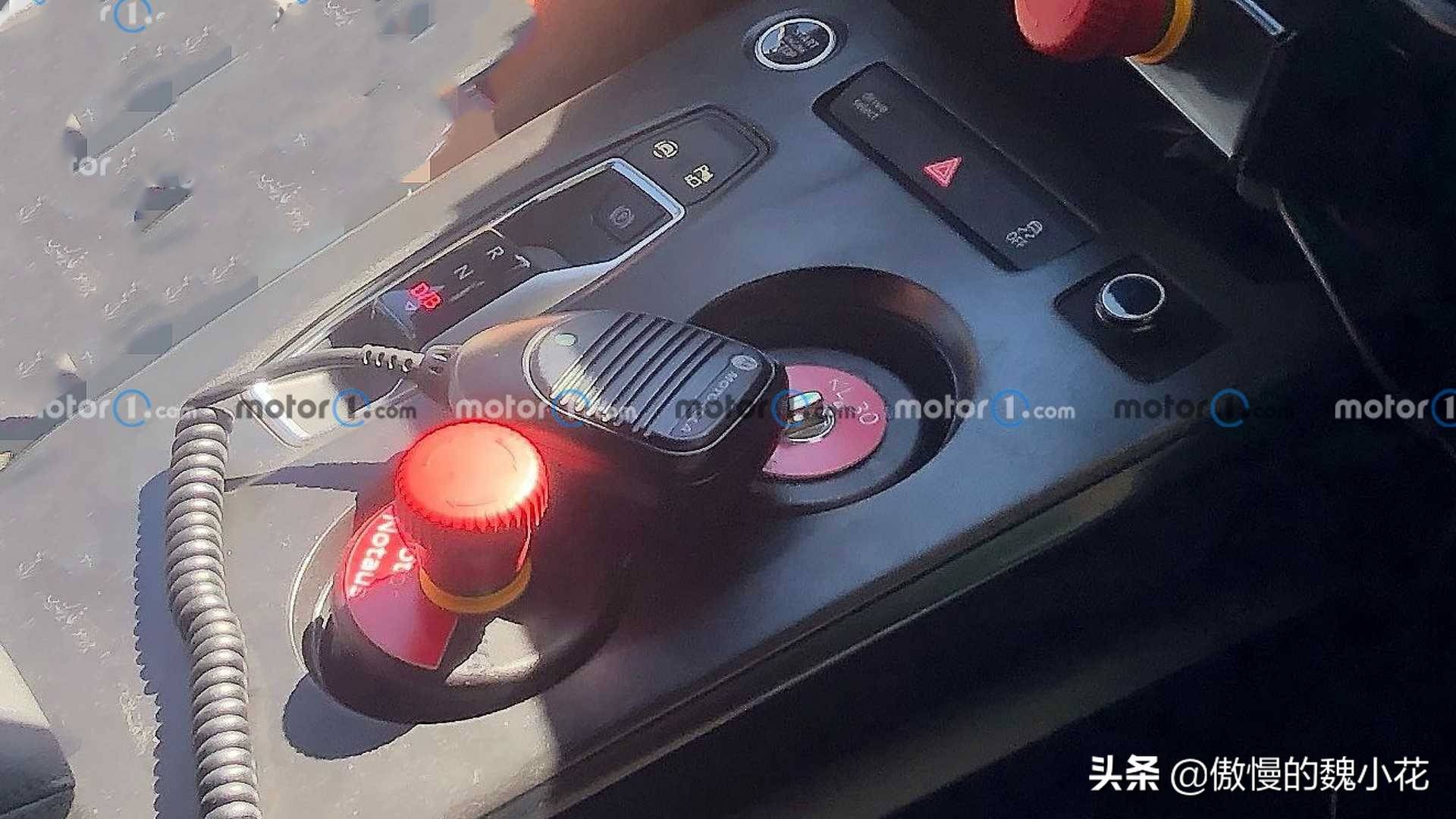 全新“奥迪A4”海外谍照曝光！采用双独立屏幕，新增1.5T EVO引擎_搜狐汽车_搜狐网