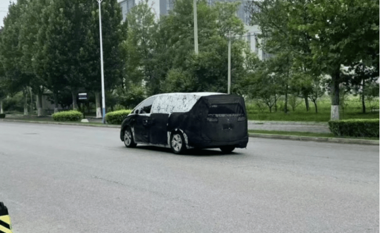 理想首辆纯电MPV谍照曝光，要买埃尔法的进来看看？_搜狐汽车_搜狐网