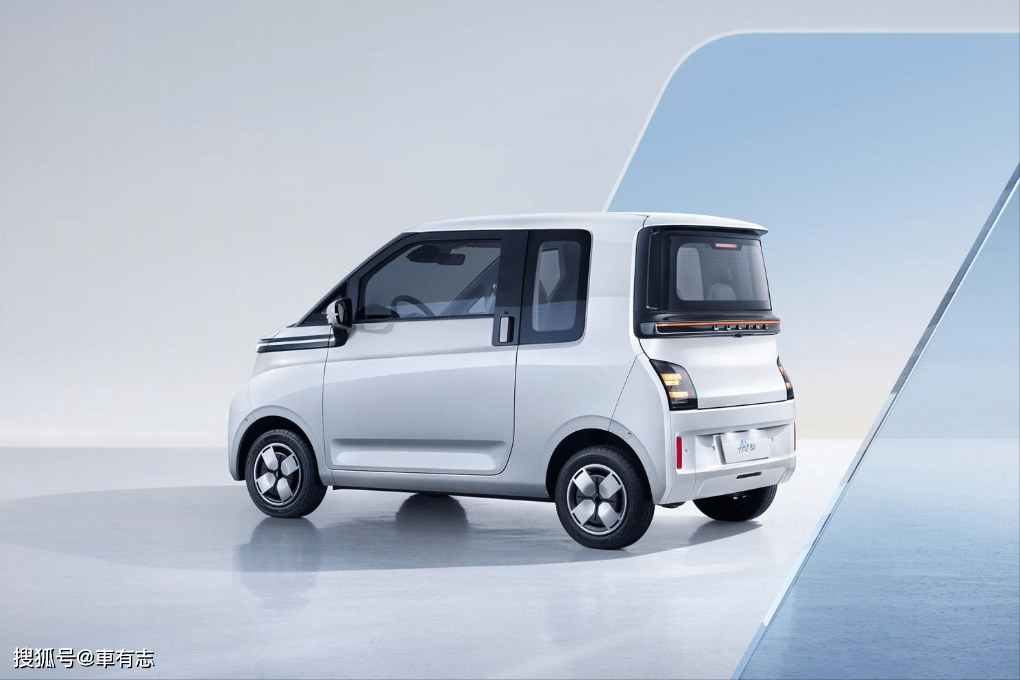 五菱Air ev 将于8月11日首发亮相，尺寸超MINI EV，极速100km/h_搜狐汽车_搜狐网