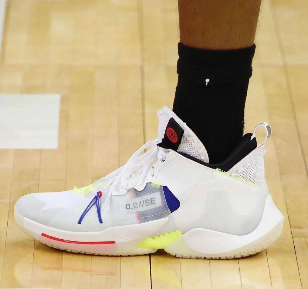 NBA球员上脚：八村塁超多AJ34，这2个配色很有意义！_Jordan_Air_Zer