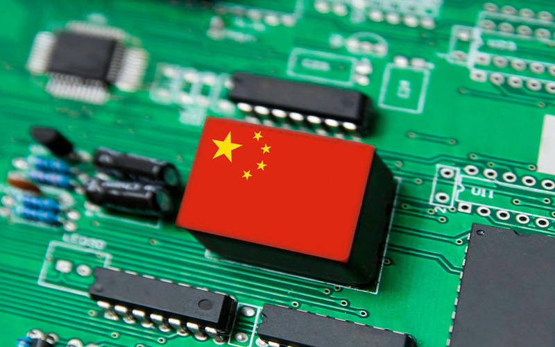 国产芯片加速崛起：今年1-7月进口芯片减少12%_自给率_金额_同比