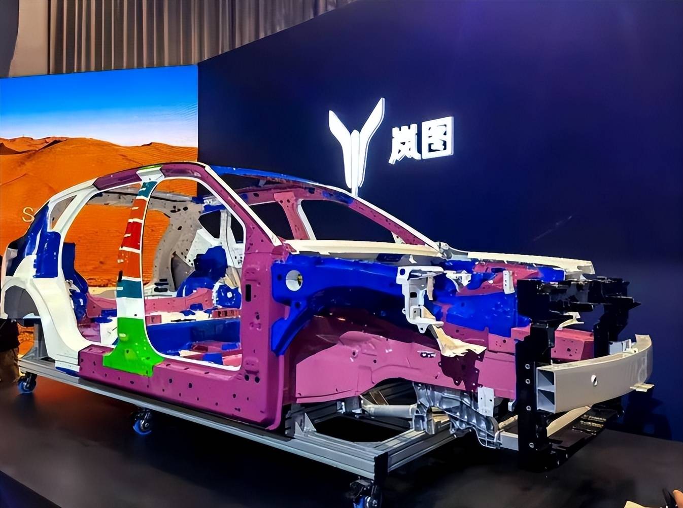 问界M7碰撞测试爆雷，岚图FREE却获得五星安全评价，差距在哪里？_搜狐汽车_搜狐网