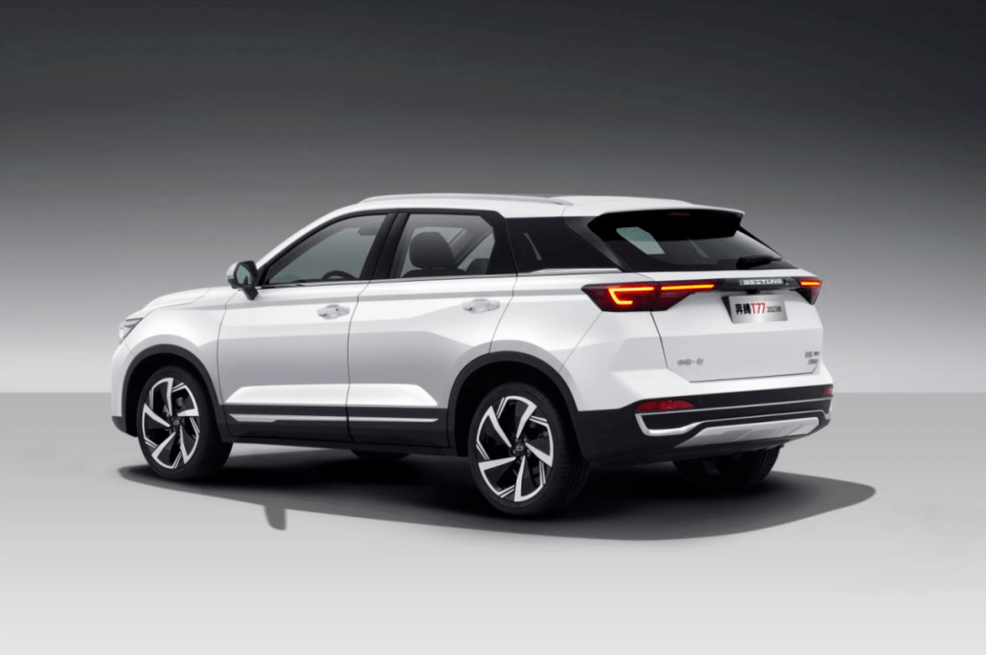 2023款奔腾T77 PK 博越X，年终奖到底该“花落谁家”？_搜狐汽车_搜狐网