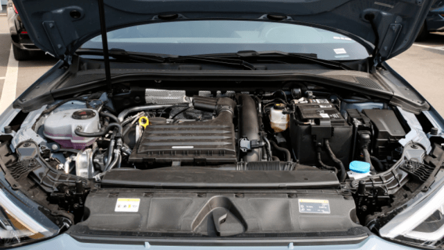 新款奥迪A3变化不大，但花20万买BBA入门轿车，它依旧最值？_搜狐汽车_搜狐网