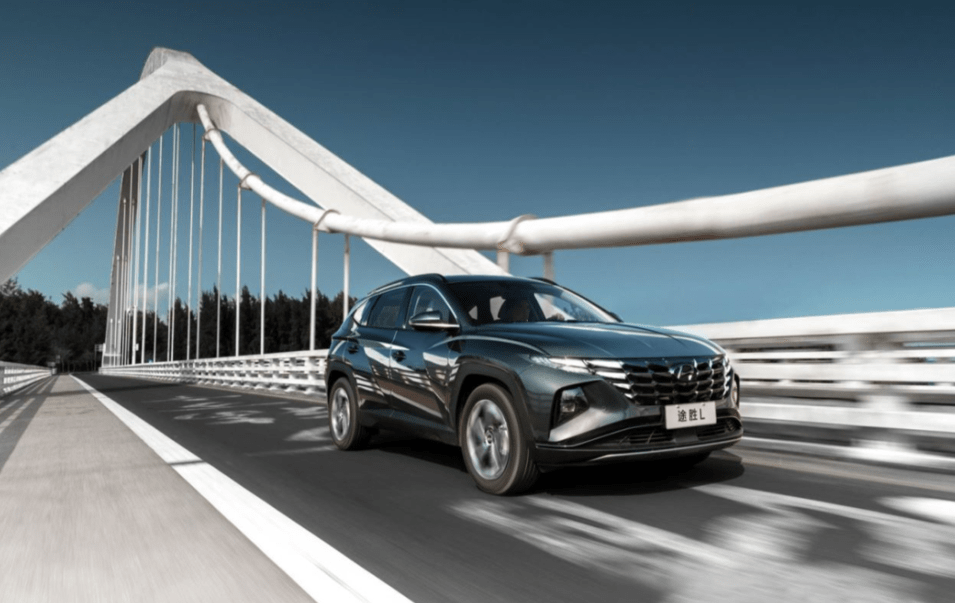 既有科技感又兼顾驾驶体验，第五代 途胜L 8AT到底有多能打？_搜狐汽车_搜狐网