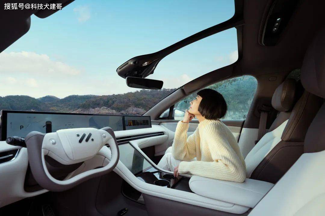 智己LS7正式对标特斯拉蔚小理；本田皓影e:PHEV通过工信部申报_搜狐汽车_搜狐网