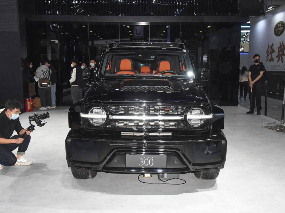 最值得看的两款改装越野，坦克300赛博骑士/BJ60玩家豪华改,够野_搜狐汽车_搜狐网