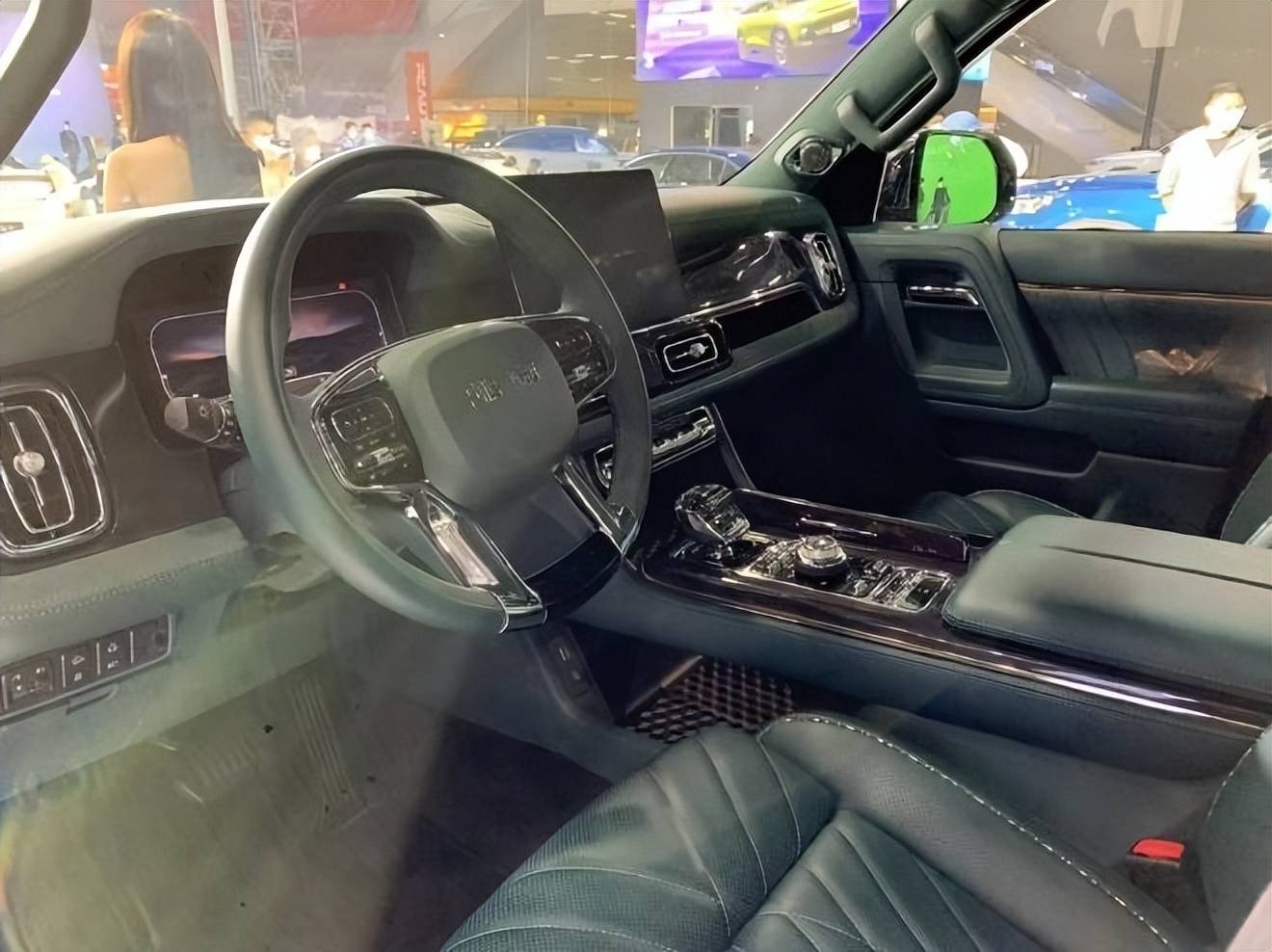 最值得看的两款改装越野，坦克300赛博骑士/BJ60玩家豪华改,够野_搜狐汽车_搜狐网