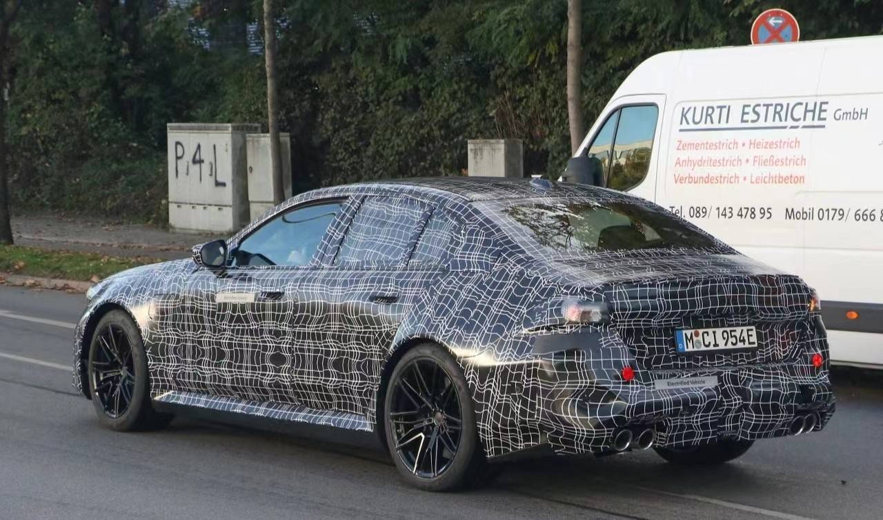 且买且珍惜！纯燃油宝马M5成绝唱_搜狐汽车_搜狐网