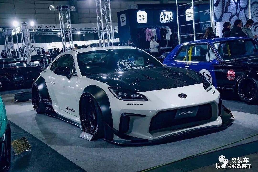 LIBERTY WALK推出丰田GR86宽体套件，跟火箭兔相比谁更好看？_搜狐汽车_搜狐网