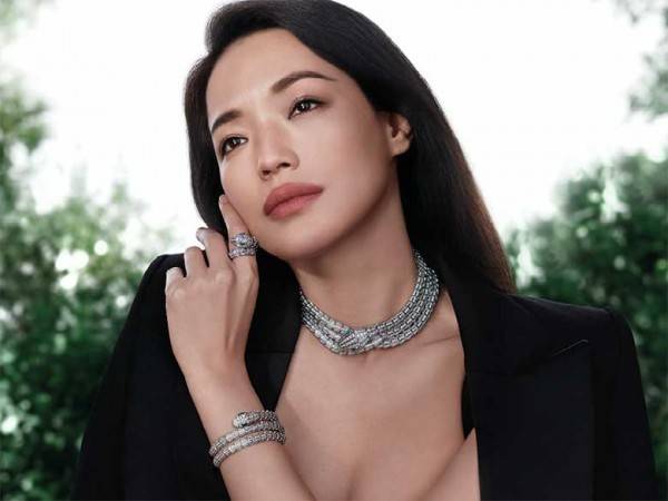 BVLGARI宝格丽代言人舒淇魅力演绎Serpenti系列高级珠宝谱写灵蛇传奇_品牌_广告_大片