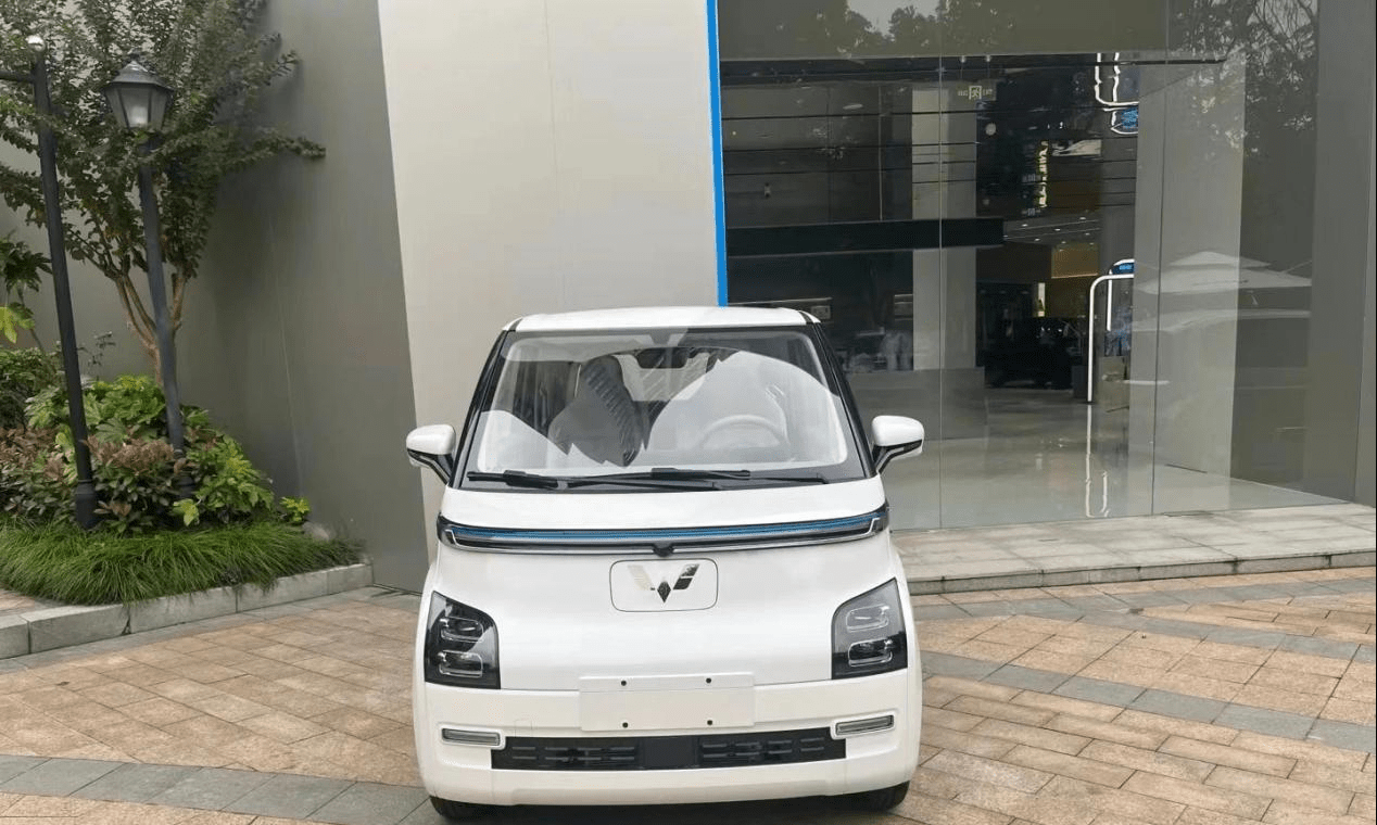 售6.78万起，五菱Air ev晴空上市，续航300公里，比宏光MINIEV出色_搜狐汽车_搜狐网