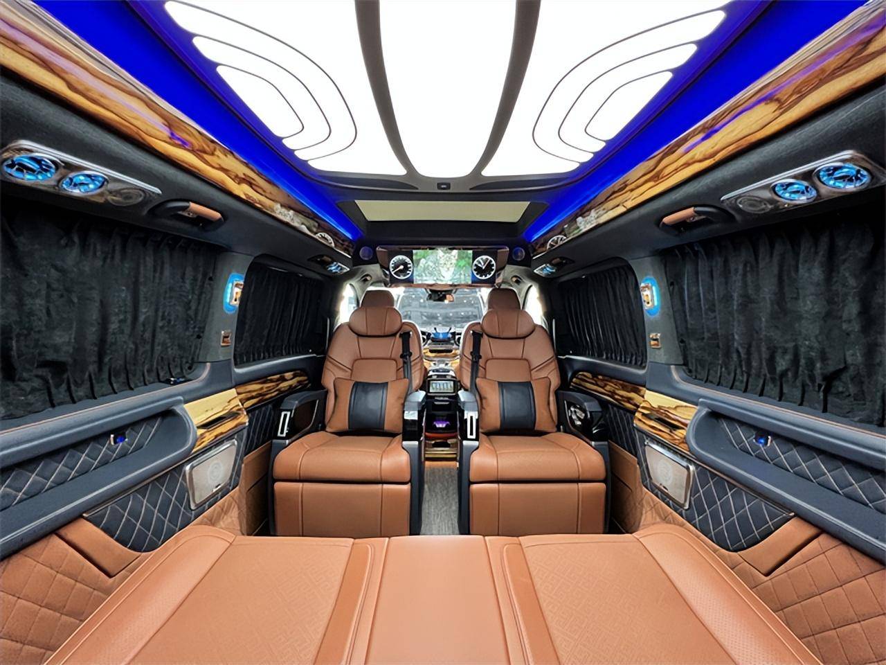 奔驰V260L改装豪客V780私人定制升级仅需七十来万？_搜狐汽车_搜狐网
