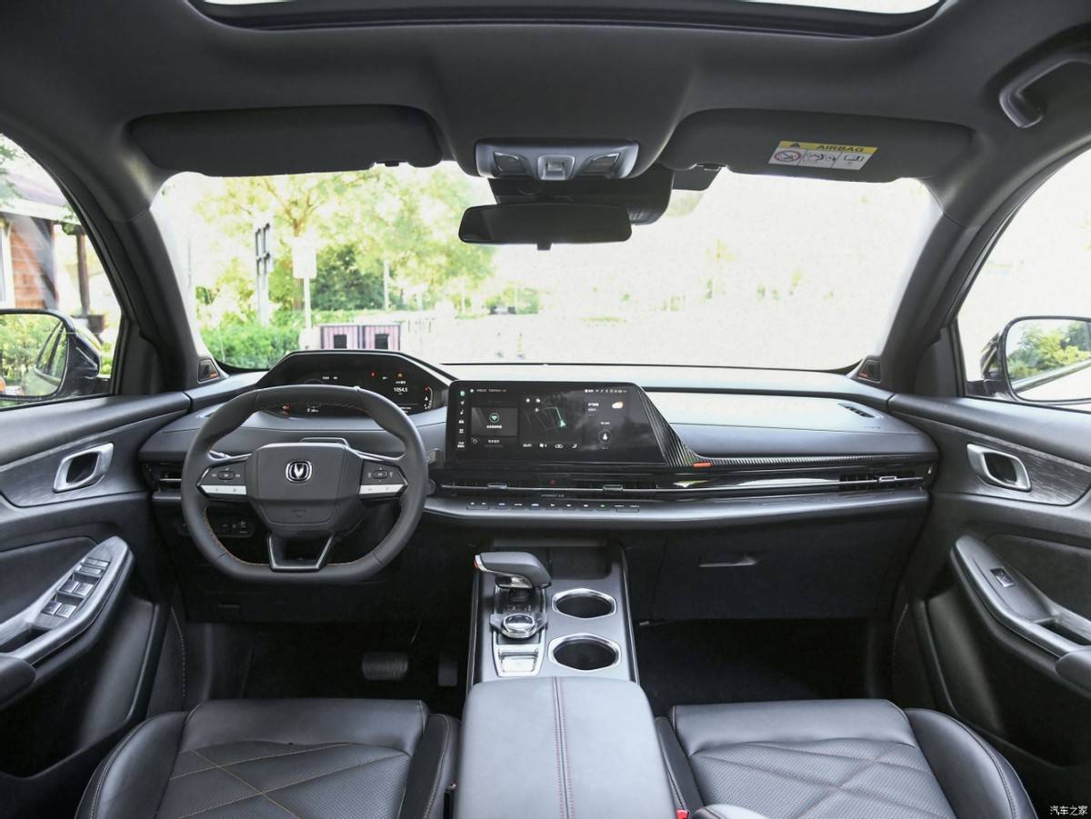 北汽魔方PK长安CS55PLUS，到底谁更值得入手？_搜狐汽车_搜狐网