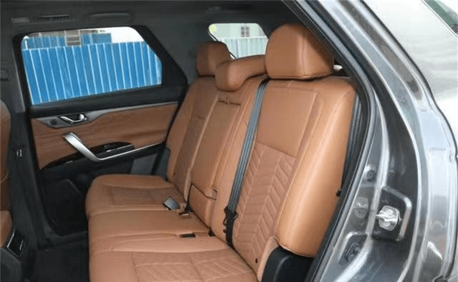 换装爱信8AT变速箱，2023款长安CS95到店实拍，前脸大变样_搜狐汽车_搜狐网