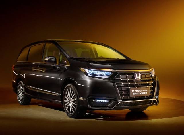 本田的“奶爸车”，车长4米95油耗5.9L，入门就配7个沙发座椅_搜狐汽车_搜狐网