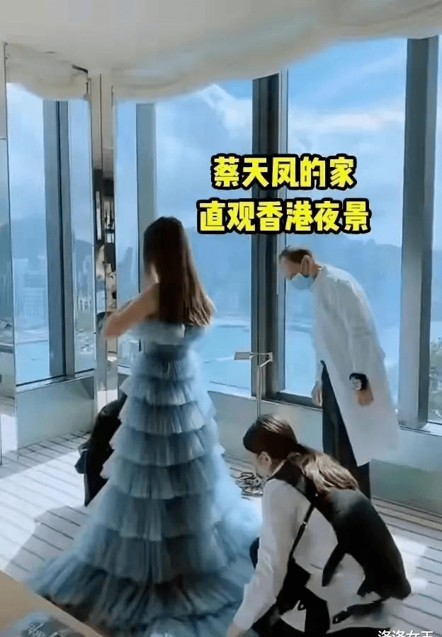 港媒曝碎尸案的蔡天凤是形婚 两任丈夫是同性恋爱人 Chris 邝港智 豪门