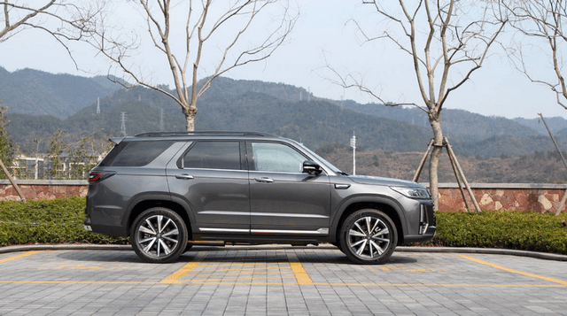 试驾长安CS95！七座SUV“硬通货”：四驱+2.0T＋8AT_搜狐汽车_搜狐网