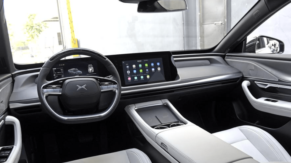 小鹏P7i首发，车手模式看齐Taycan，驾控最好的智能汽车？_搜狐汽车_搜狐网