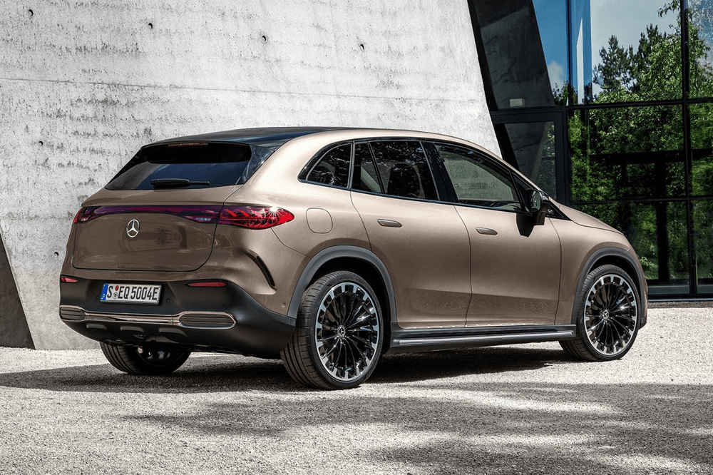 售55万起 奔驰EQE SUV上市 支持OTA提升动力 付费八千快一秒_搜狐汽车_搜狐网